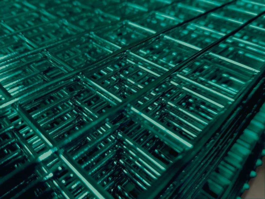 2" Green Handy Mesh Panel 36x24" – Clevedon DIY